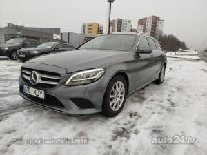 Pelēks Mercedes-Benz C-Class 2019 Tallina, ar dzinēja tilpumu 2.00 L un nobraukumu 184 tūkst. km par 14999 €, foto 4 vietnē AUTOMOTO.COM.LV