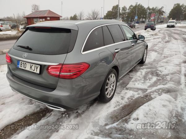 Grey Mercedes-Benz C-Class 2019 in Tallinn, with an engine capacity of 2.00 L and mileage of 184 thousand km for 14999 €, photo 5 on AUTOMOTO.COM.LV