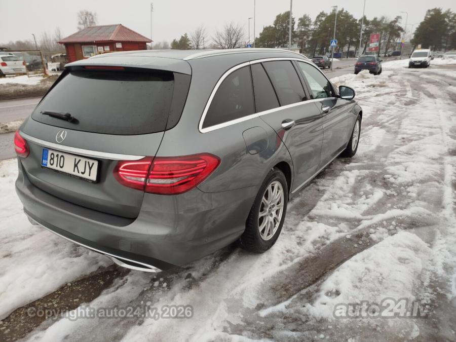 Pelēks Mercedes-Benz C-Class 2019 Tallina, ar dzinēja tilpumu 2.00 L un nobraukumu 184 tūkst. km par 14999 €, foto 5 vietnē AUTOMOTO.COM.LV