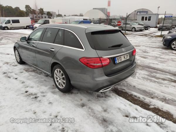 Grey Mercedes-Benz C-Class 2019 in Tallinn, with an engine capacity of 2.00 L and mileage of 184 thousand km for 14999 €, photo 6 on AUTOMOTO.COM.LV