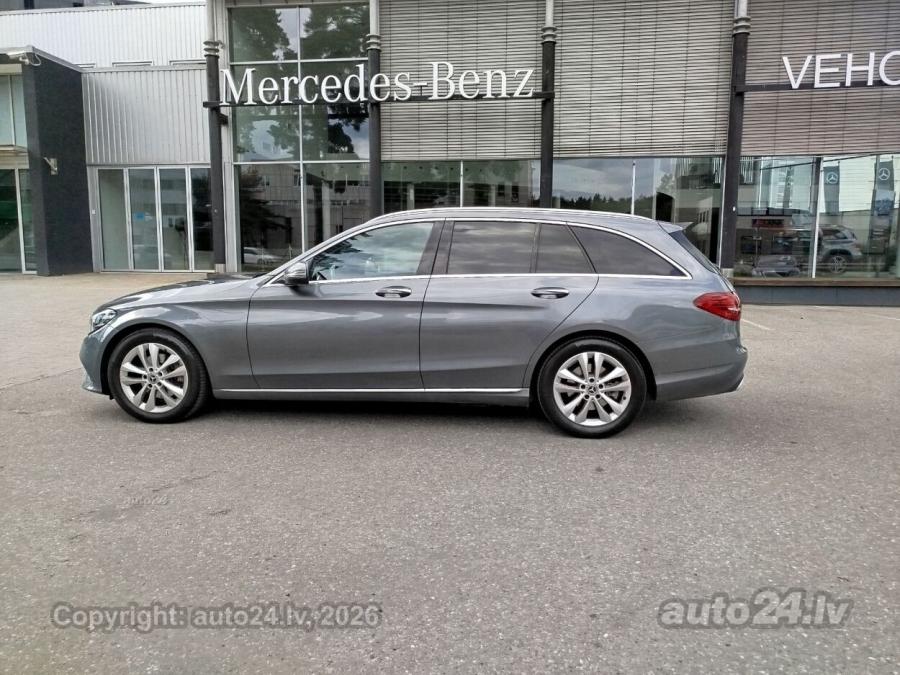 Pelēks Mercedes-Benz C-Class 2019 Tallina, ar dzinēja tilpumu 2.00 L un nobraukumu 184 tūkst. km par 14999 €, foto 27 vietnē AUTOMOTO.COM.LV