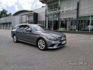 Pelēks Mercedes-Benz C-Class 2019 Tallina, ar dzinēja tilpumu 2.00 L un nobraukumu 184 tūkst. km par 14999 €, foto 28 vietnē AUTOMOTO.COM.LV