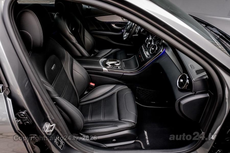 Pelēks Mercedes-Benz C-Class 2019 Pērnava, ar dzinēja tilpumu 4.00 L un nobraukumu 127 tūkst. km par 41900 €, foto 20 vietnē AUTOMOTO.COM.LV