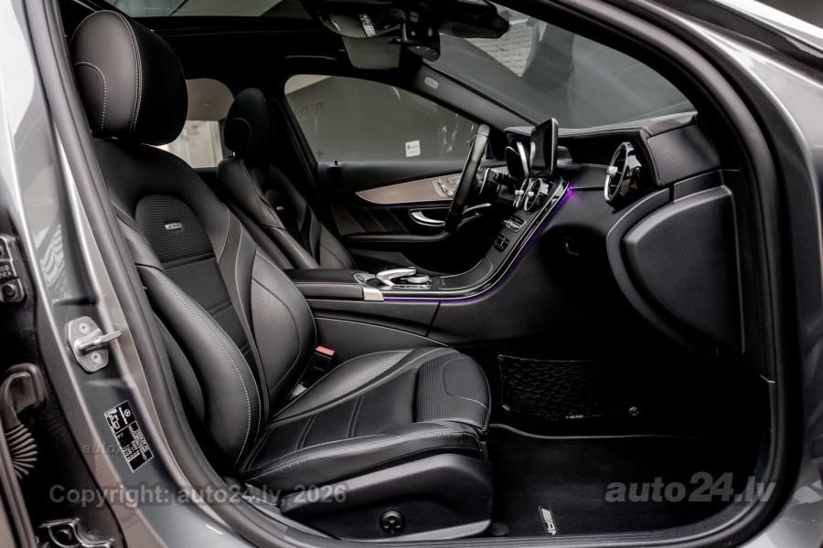 Pelēks Mercedes-Benz C-Class 2019 Pērnava, ar dzinēja tilpumu 4.00 L un nobraukumu 127 tūkst. km par 41900 €, foto 21 vietnē AUTOMOTO.COM.LV
