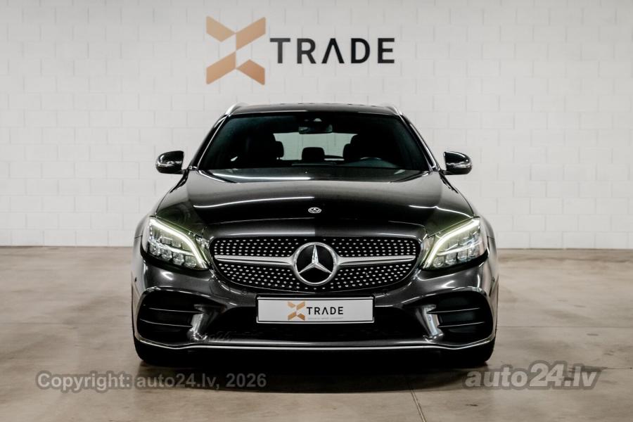 Grey Mercedes-Benz C-Class 2019 in Parnu, with an engine capacity of 2.00 L and mileage of 209 thousand km for 16790 €, photo 3 on AUTOMOTO.COM.LV