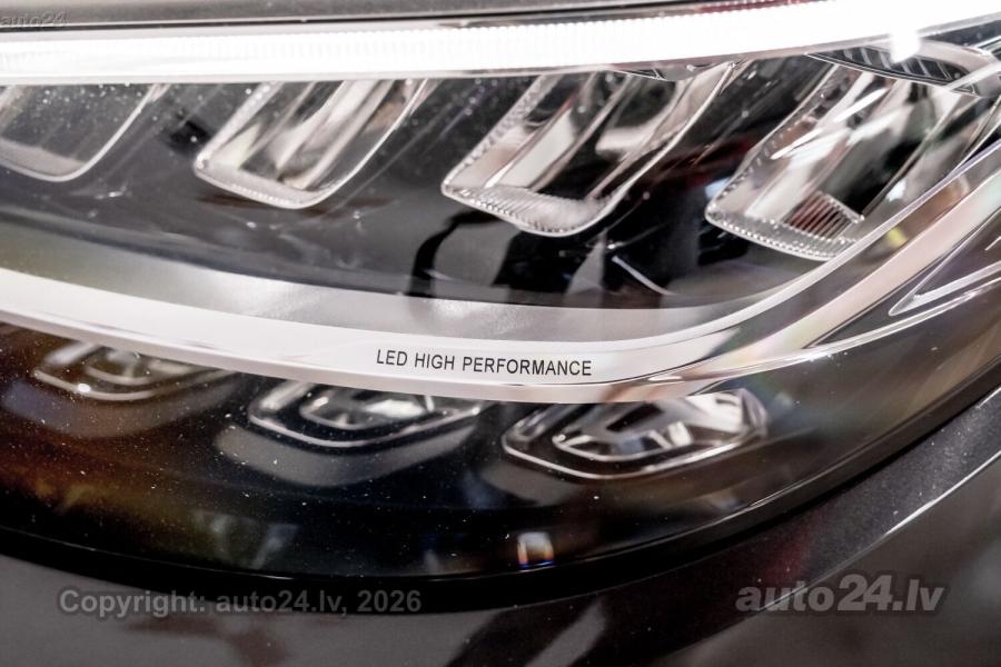 Grey Mercedes-Benz C-Class 2019 in Parnu, with an engine capacity of 2.00 L and mileage of 209 thousand km for 16790 €, photo 11 on AUTOMOTO.COM.LV