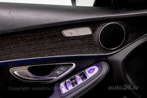 Grey Mercedes-Benz C-Class 2019 in Parnu, with an engine capacity of 2.00 L and mileage of 209 thousand km for 16790 €, photo 22 on AUTOMOTO.COM.LV