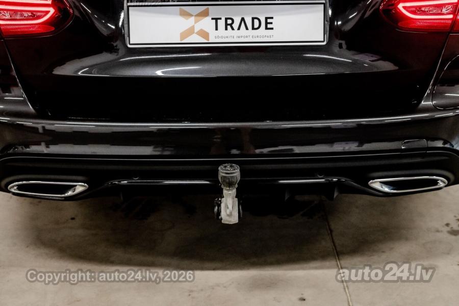 Grey Mercedes-Benz C-Class 2019 in Parnu, with an engine capacity of 2.00 L and mileage of 209 thousand km for 16790 €, photo 29 on AUTOMOTO.COM.LV