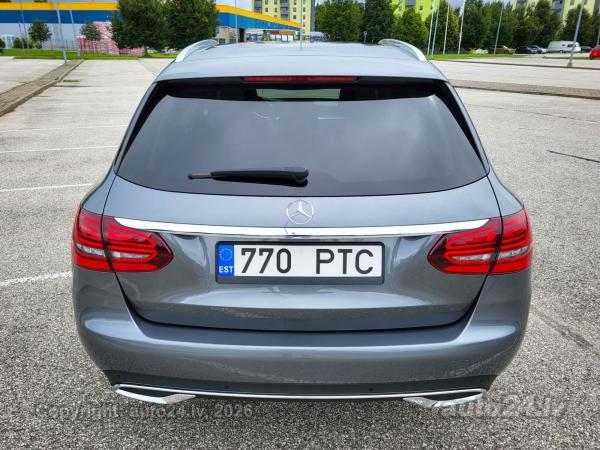 Pelēks Mercedes-Benz C-Class 2019 Tallina, ar dzinēja tilpumu 1.60 L un nobraukumu 170 tūkst. km par 21900 €, foto 5 vietnē AUTOMOTO.COM.LV