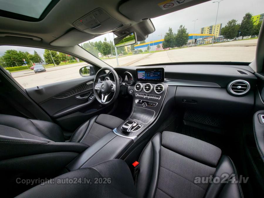 Серый Мерседес Ц-Класс 2019 в Таллин, объемом двигателя 1.60 л и пробегом 170 тыс. км за 21900 €, фото 16 на AUTOMOTO.COM.LV