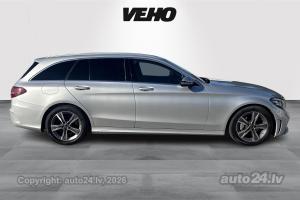 Pelēks Mercedes-Benz C-Class 2019 Pērnava, ar dzinēja tilpumu 2.00 L un nobraukumu 162 tūkst. km par 18900 €, foto 3 vietnē AUTOMOTO.COM.LV