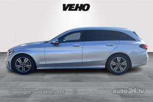 Pelēks Mercedes-Benz C-Class 2019 Pērnava, ar dzinēja tilpumu 2.00 L un nobraukumu 162 tūkst. km par 18900 €, foto 5 vietnē AUTOMOTO.COM.LV