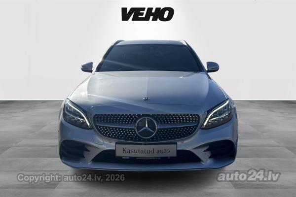 Grey Mercedes-Benz C-Class 2019 in Parnu, with an engine capacity of 2.00 L and mileage of 162 thousand km for 18900 €, photo 5 on AUTOMOTO.COM.LV