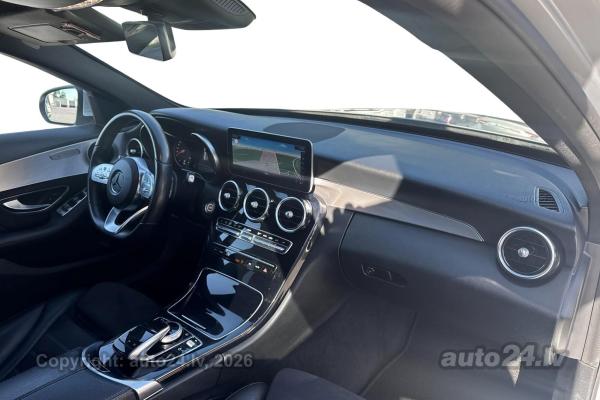 Grey Mercedes-Benz C-Class 2019 in Parnu, with an engine capacity of 2.00 L and mileage of 162 thousand km for 18900 €, photo 7 on AUTOMOTO.COM.LV
