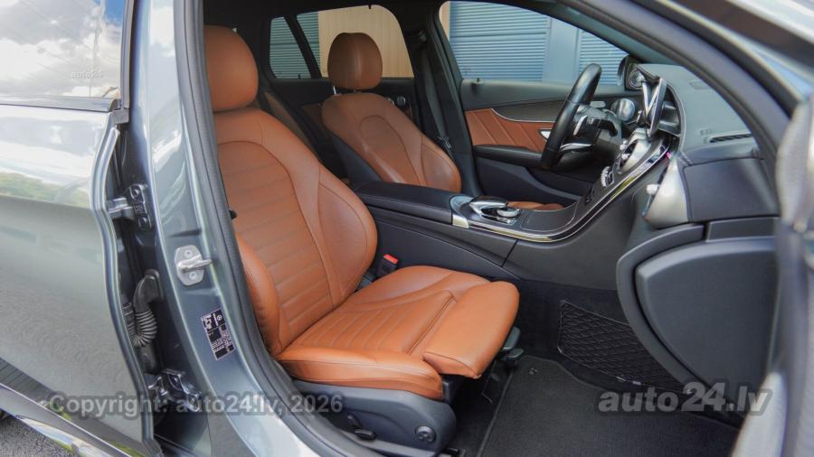 Pelēks Mercedes-Benz C-Class 2019 Tartu, ar dzinēja tilpumu 2.00 L un nobraukumu 213 tūkst. km par 21900 €, foto 7 vietnē AUTOMOTO.COM.LV