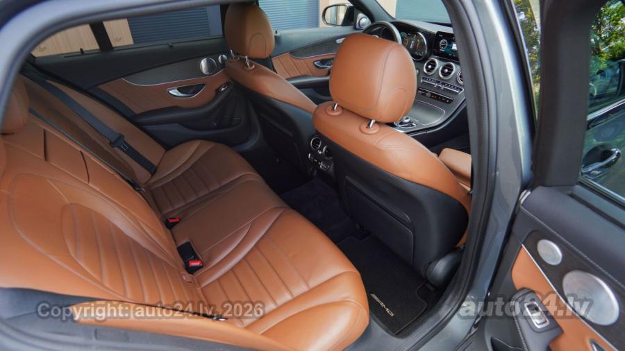 Pelēks Mercedes-Benz C-Class 2019 Tartu, ar dzinēja tilpumu 2.00 L un nobraukumu 213 tūkst. km par 21900 €, foto 10 vietnē AUTOMOTO.COM.LV