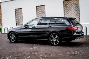 Pelēks Mercedes-Benz C-Class 2020 Pērnava, ar dzinēja tilpumu 1.50 L un nobraukumu 138 tūkst. km par 19990 €, foto 8 vietnē AUTOMOTO.COM.LV