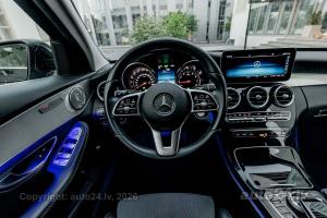 Pelēks Mercedes-Benz C-Class 2020 Pērnava, ar dzinēja tilpumu 1.50 L un nobraukumu 138 tūkst. km par 19990 €, foto 14 vietnē AUTOMOTO.COM.LV