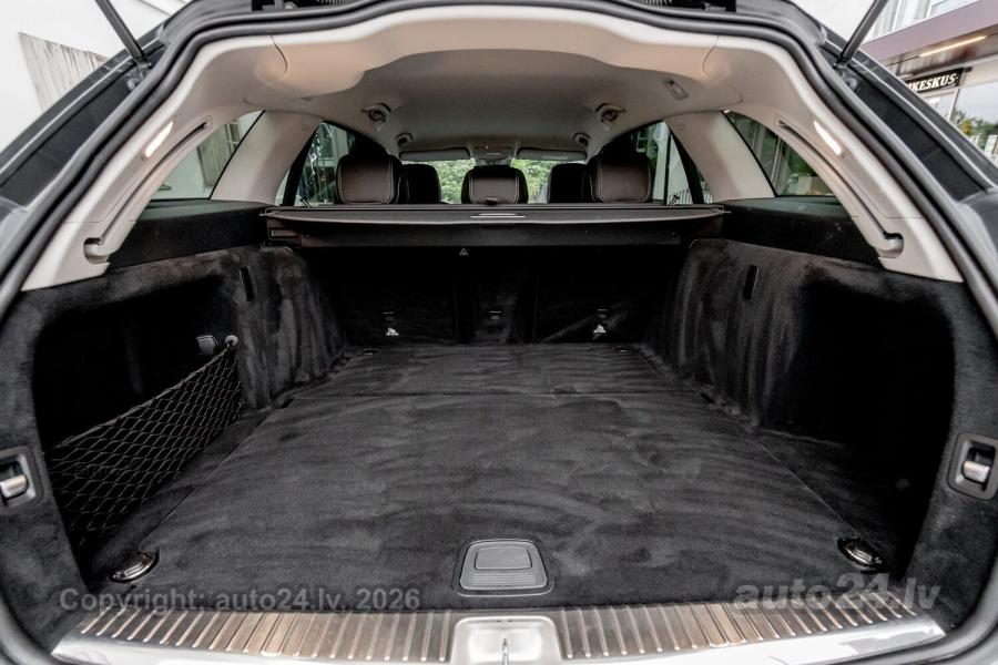 Pelēks Mercedes-Benz C-Class 2020 Pērnava, ar dzinēja tilpumu 1.50 L un nobraukumu 138 tūkst. km par 19990 €, foto 20 vietnē AUTOMOTO.COM.LV