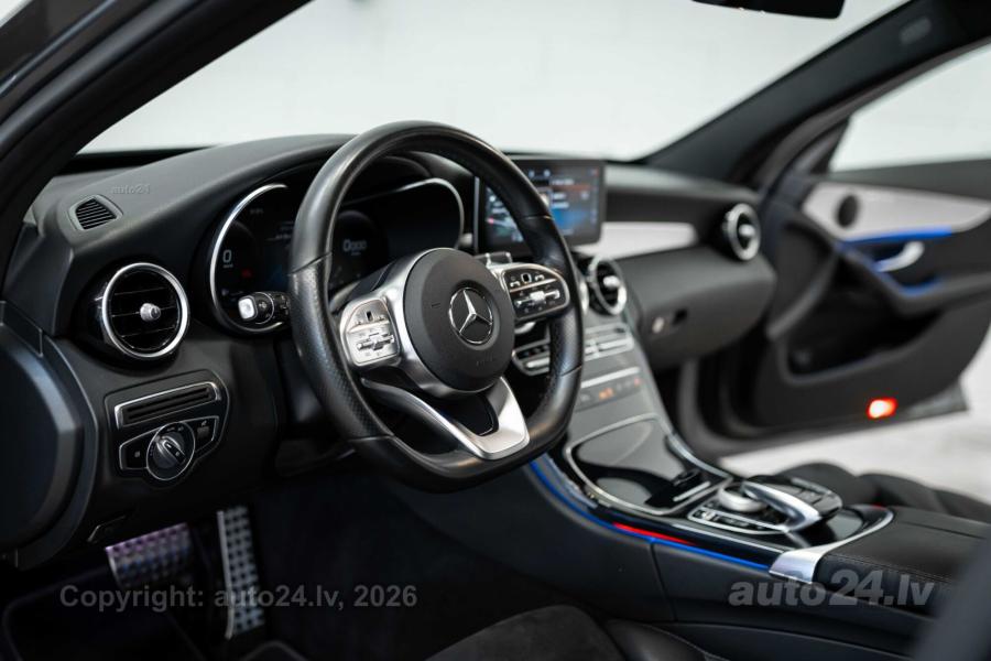 Pelēks Mercedes-Benz C-Class 2021 Tallina, ar dzinēja tilpumu 2.00 L un nobraukumu 200 tūkst. km par 20990 €, foto 20 vietnē AUTOMOTO.COM.LV