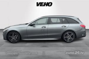 Pelēks Mercedes-Benz C-Class 2022 Pērnava, ar dzinēja tilpumu 2.00 L un nobraukumu 64 tūkst. km par 42900 €, foto 4 vietnē AUTOMOTO.COM.LV