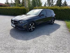 Серый Мерседес Ц-Класс 2022 в Таллин, объемом двигателя 2.00 л и пробегом 132 тыс. км за 36600 €, фото  на AUTOMOTO.COM.LV
