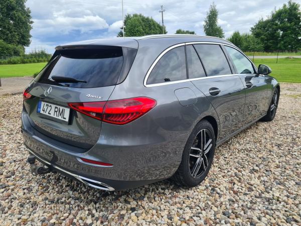 Pelēks Mercedes-Benz C-Class 2023 Tallina, ar dzinēja tilpumu 2.00 L un nobraukumu 59 tūkst. km par 30900 €, foto 4 vietnē AUTOMOTO.COM.LV