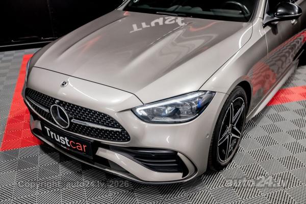 Grey Mercedes-Benz C-Class 2023 in Parnu, with an engine capacity of 2.00 L and mileage of 188 thousand km for 25500 €, photo 4 on AUTOMOTO.COM.LV