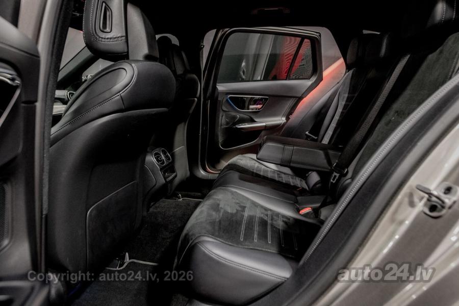 Grey Mercedes-Benz C-Class 2023 in Parnu, with an engine capacity of 2.00 L and mileage of 188 thousand km for 25500 €, photo 19 on AUTOMOTO.COM.LV