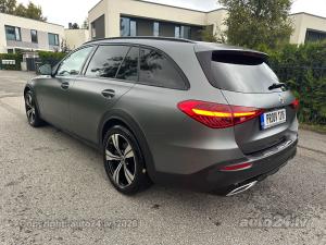 Pelēks Mercedes-Benz C-Class 2023 Tallina, ar dzinēja tilpumu 2.00 L un nobraukumu 209 tūkst. km par 27400 €, foto 4 vietnē AUTOMOTO.COM.LV
