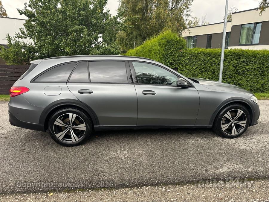 Pelēks Mercedes-Benz C-Class 2023 Tallina, ar dzinēja tilpumu 2.00 L un nobraukumu 209 tūkst. km par 27400 €, foto 7 vietnē AUTOMOTO.COM.LV