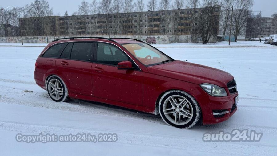Sarkans Mercedes-Benz C-Class 2013 Tallina, ar dzinēja tilpumu 2.10 L un nobraukumu 379 tūkst. km par 9200 €, foto 3 vietnē AUTOMOTO.COM.LV
