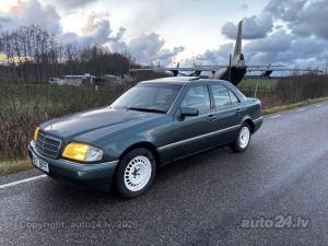 Mercedes-Benz C-Class 1994 in Tallinn, with an engine capacity of 1.80 L and mileage of 198 thousand km for 999 €, photo  on AUTOMOTO.COM.LV