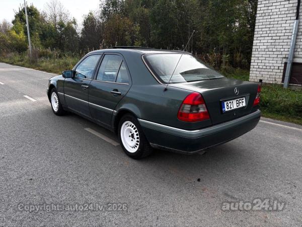 Mercedes-Benz C-Class 1994 Tallina, ar dzinēja tilpumu 1.80 L un nobraukumu 198 tūkst. km par 999 €, foto 6 vietnē AUTOMOTO.COM.LV