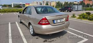 Mercedes-Benz C-Class 2000 Tallina, ar dzinēja tilpumu 2.00 L un nobraukumu 240 tūkst. km par 800 €, foto 8 vietnē AUTOMOTO.COM.LV