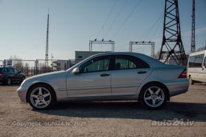 Mercedes-Benz C-Class 2003 Tallina, ar dzinēja tilpumu 2.00 L un nobraukumu 217 tūkst. km par 2800 €, foto 2 vietnē AUTOMOTO.COM.LV
