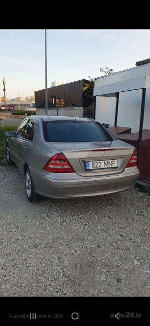 Mercedes-Benz C-Class 2004 Tallina, ar dzinēja tilpumu 1.80 L un nobraukumu 240 tūkst. km par 1900 €, foto 3 vietnē AUTOMOTO.COM.LV