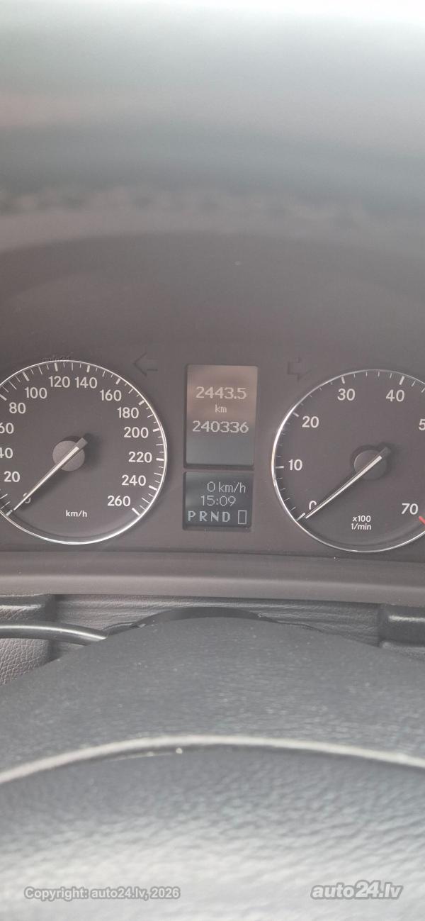 Mercedes-Benz C-Class 2004 Tallina, ar dzinēja tilpumu 1.80 L un nobraukumu 240 tūkst. km par 1900 €, foto 5 vietnē AUTOMOTO.COM.LV