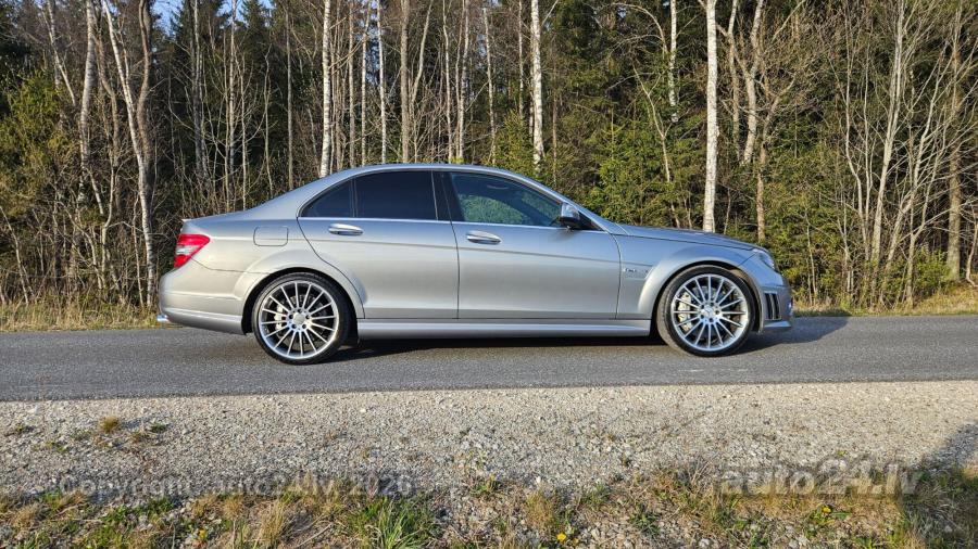 Mercedes-Benz C-Class 2008 Tallina, ar dzinēja tilpumu 6.20 L un nobraukumu 77 tūkst. km par 35000 €, foto 7 vietnē AUTOMOTO.COM.LV