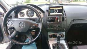 Mercedes-Benz C-Class 2008 Tartu, ar dzinēja tilpumu 3.00 L un nobraukumu 304 tūkst. km par 5500 €, foto 3 vietnē AUTOMOTO.COM.LV
