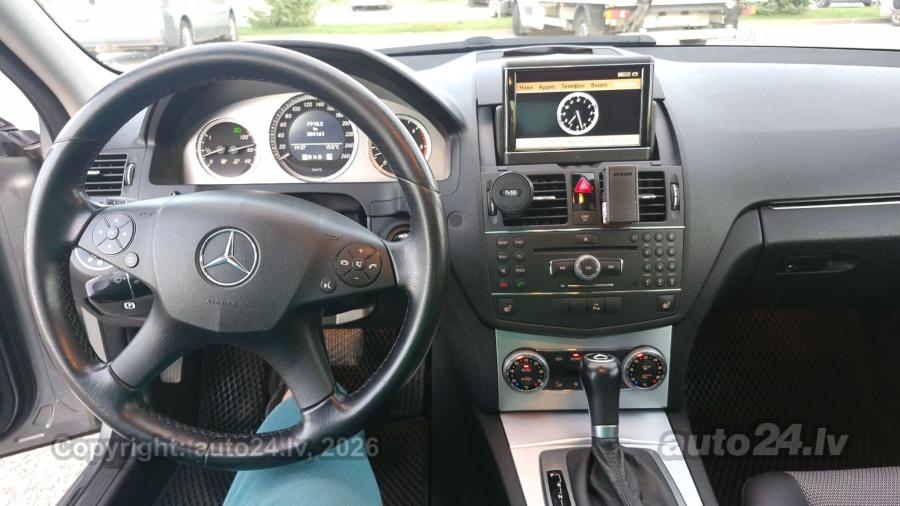 Mercedes-Benz C-Class 2008 Tartu, ar dzinēja tilpumu 3.00 L un nobraukumu 304 tūkst. km par 5500 €, foto 3 vietnē AUTOMOTO.COM.LV