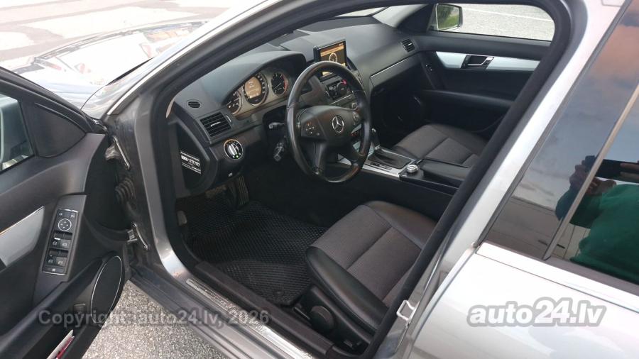 Mercedes-Benz C-Class 2008 Tartu, ar dzinēja tilpumu 3.00 L un nobraukumu 304 tūkst. km par 5500 €, foto 4 vietnē AUTOMOTO.COM.LV