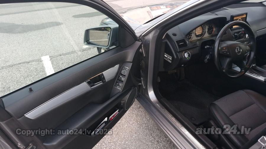 Mercedes-Benz C-Class 2008 Tartu, ar dzinēja tilpumu 3.00 L un nobraukumu 304 tūkst. km par 5500 €, foto 5 vietnē AUTOMOTO.COM.LV