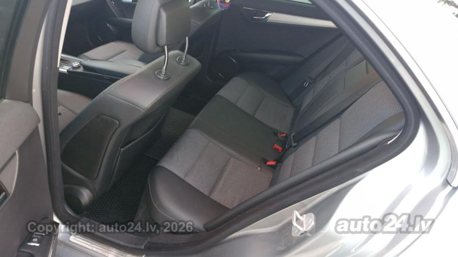 Mercedes-Benz C-Class 2008 Tartu, ar dzinēja tilpumu 3.00 L un nobraukumu 304 tūkst. km par 5500 €, foto 6 vietnē AUTOMOTO.COM.LV
