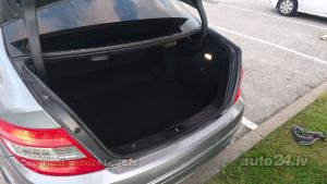 Mercedes-Benz C-Class 2008 Tartu, ar dzinēja tilpumu 3.00 L un nobraukumu 304 tūkst. km par 5500 €, foto 7 vietnē AUTOMOTO.COM.LV