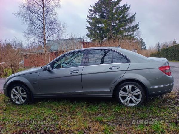 Mercedes-Benz C-Class 2010 Tallina, ar dzinēja tilpumu 1.80 L un nobraukumu 247 tūkst. km par 8800 €, foto 3 vietnē AUTOMOTO.COM.LV