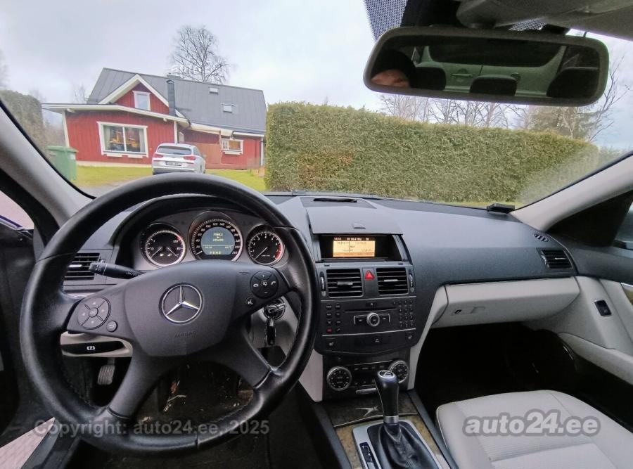 Mercedes-Benz C-Class 2010 Tallina, ar dzinēja tilpumu 1.80 L un nobraukumu 247 tūkst. km par 8800 €, foto 6 vietnē AUTOMOTO.COM.LV