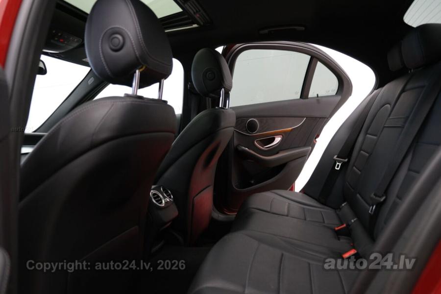 Mercedes-Benz C-Class 2015 Tallina, ar dzinēja tilpumu 3.00 L un nobraukumu 184 tūkst. km par 23900 €, foto 6 vietnē AUTOMOTO.COM.LV