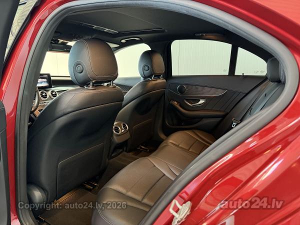 Mercedes-Benz C-Class 2015 in Tartu, with an engine capacity of 3.00 L and mileage of 188 thousand km for 23900 €, photo 7 on AUTOMOTO.COM.LV