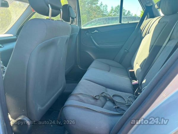 Mercedes-Benz C-Class 2002 in Narva, with an engine capacity of 2.00 L and mileage of 348 thousand km for 550 €, photo 4 on AUTOMOTO.COM.LV